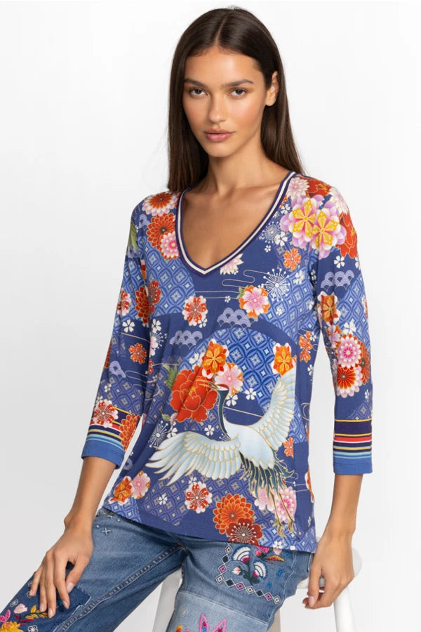 Johnny Was Pajaro Favorite 3/4 Sleeve V-Neck Tee – The Colony Shop